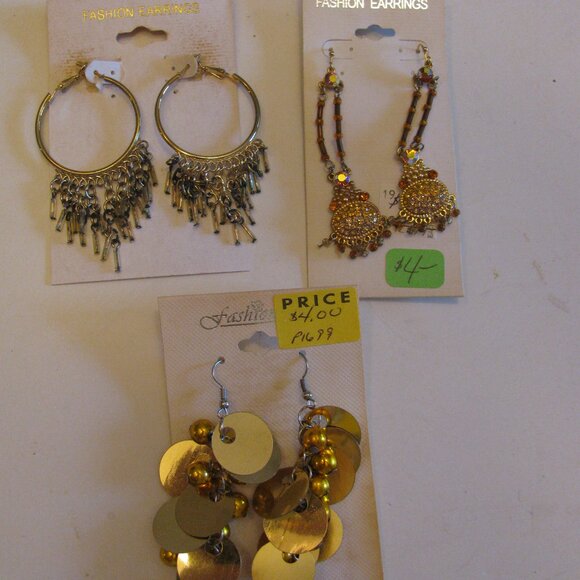 Source Unknown | Jewelry | 35 Lot Of 3 New Earrings Pierced Carded Gold ...